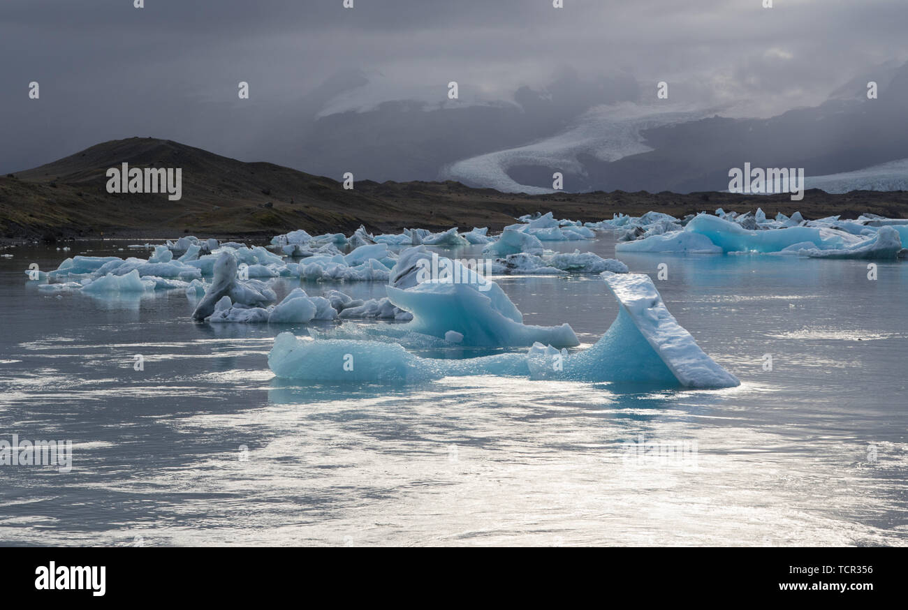 Iceland, Jokulsarlon lagoon, Beautiful cold landscape picture of ...