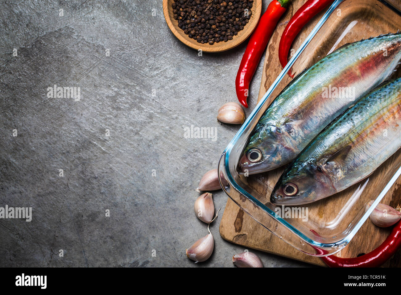Fresh sea fish Stock Photo - Alamy