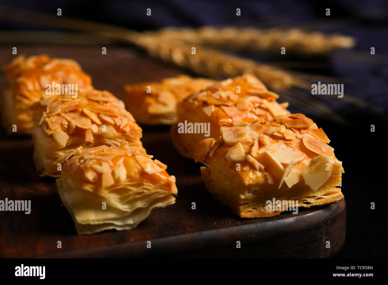 Thousand layer cake hi-res stock photography and images - Alamy