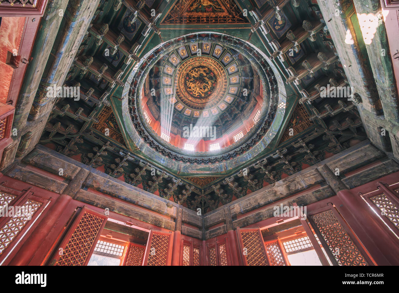 Algae wells in ancient buildings Stock Photo - Alamy