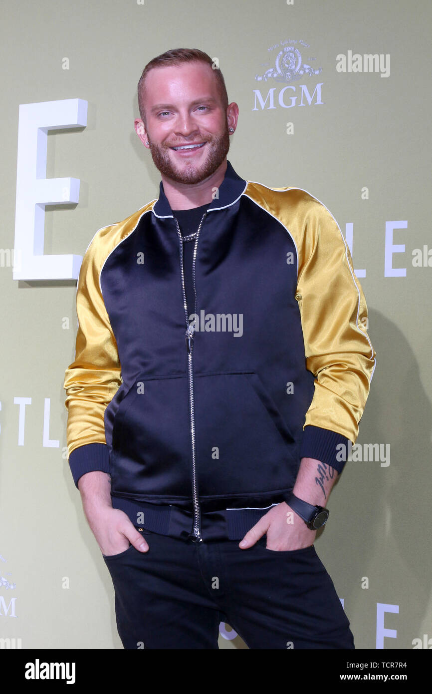 August getty hi-res stock photography and images - Alamy