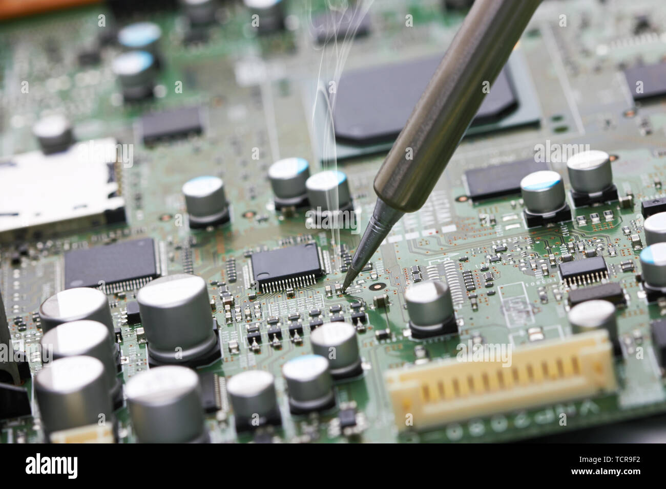 Soldering parts hi-res stock photography and images - Alamy