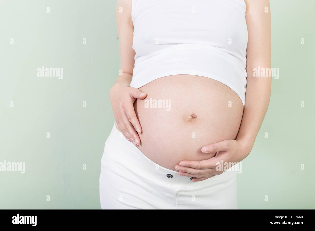 Parenthood cute hi-res stock photography and images - Alamy
