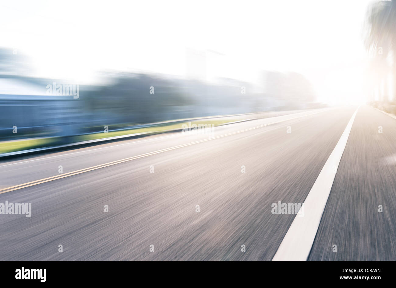Suburb road hi-res stock photography and images - Alamy