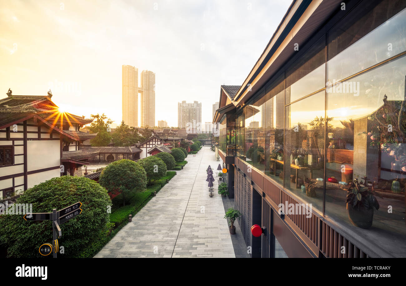 Taikuri Business District, Daci Temple, Chengdu Stock Photo - Alamy