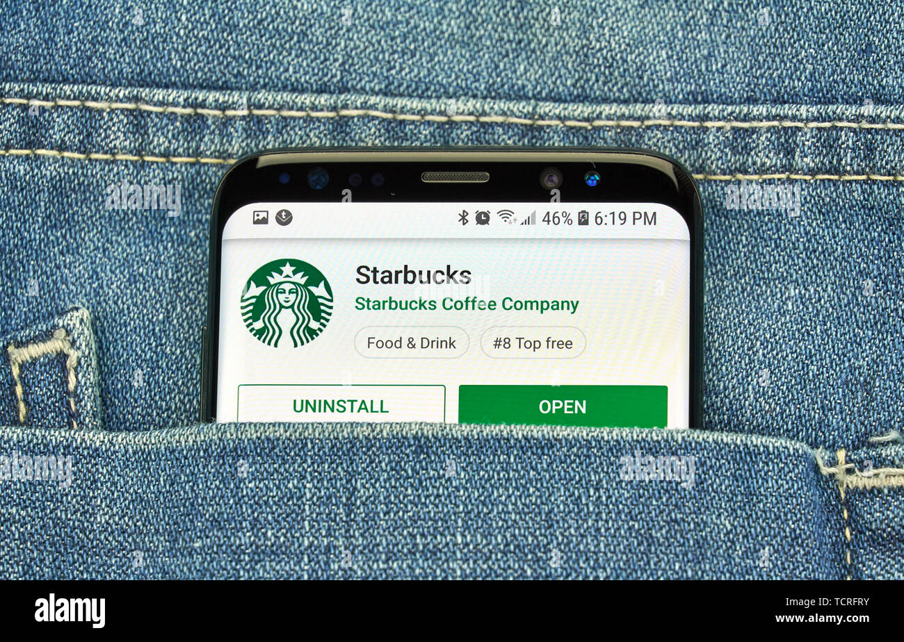 Starbucks coffee app hi-res stock photography and images - Alamy