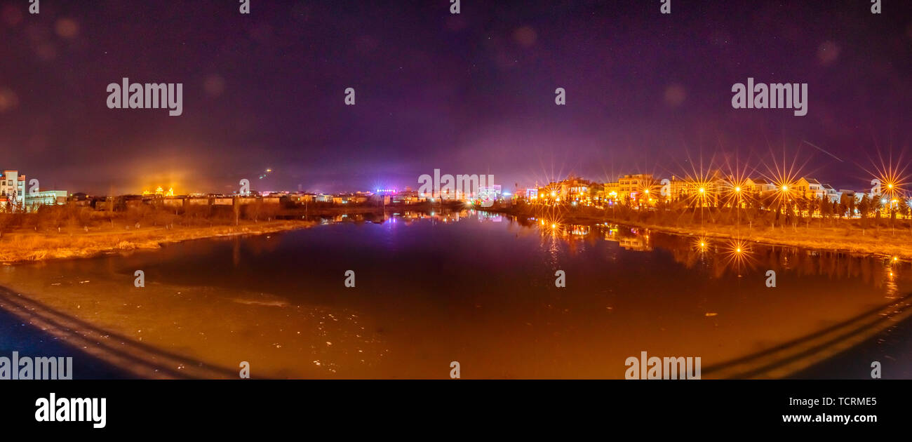 Zhongdian shangri la valley valley hi-res stock photography and images ...