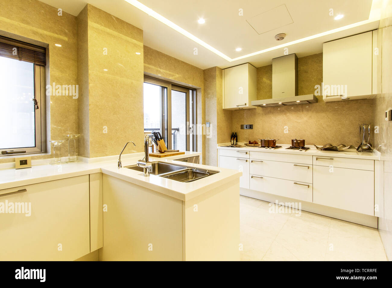 Kitchen interior decoration, interior design, as a delicious kitchen to ...