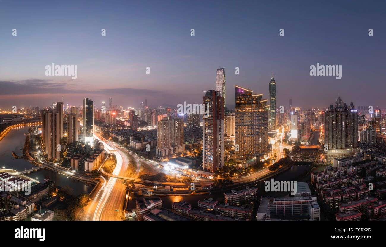 Shenzhen luohu land king building hi-res stock photography and images ...