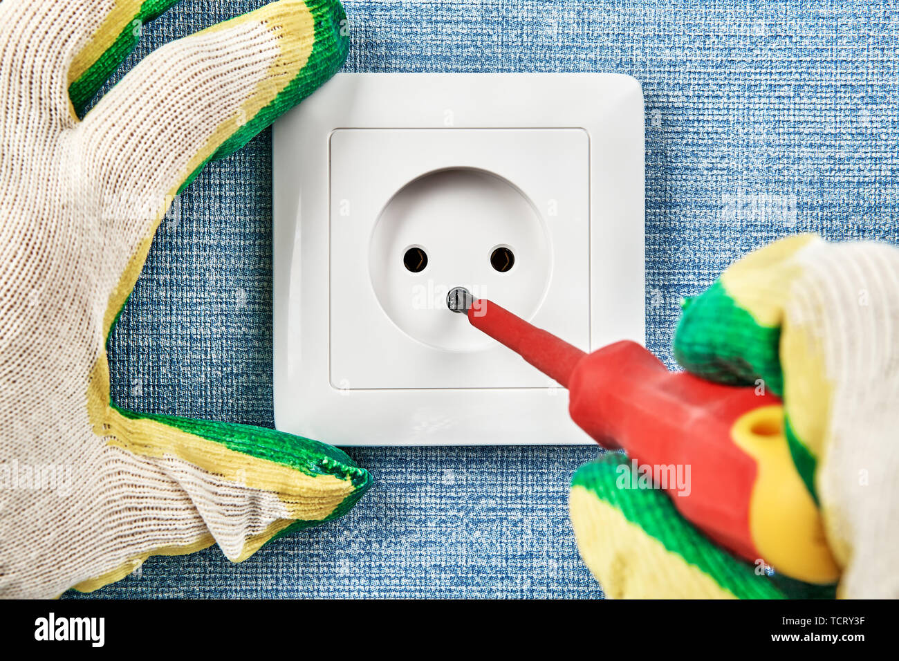 New power point installation, setting up of electrical socket Stock ...