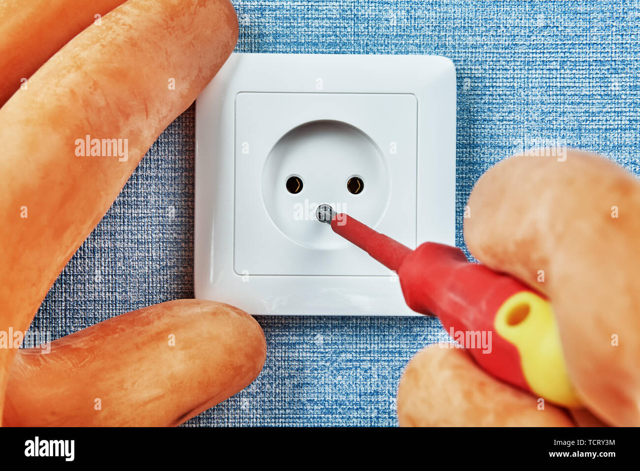 Rubber receptacle hi-res stock photography and images - Alamy