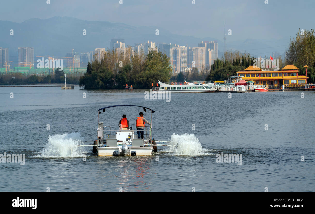 Dianchi Lake Scenery Stock Photo - Alamy