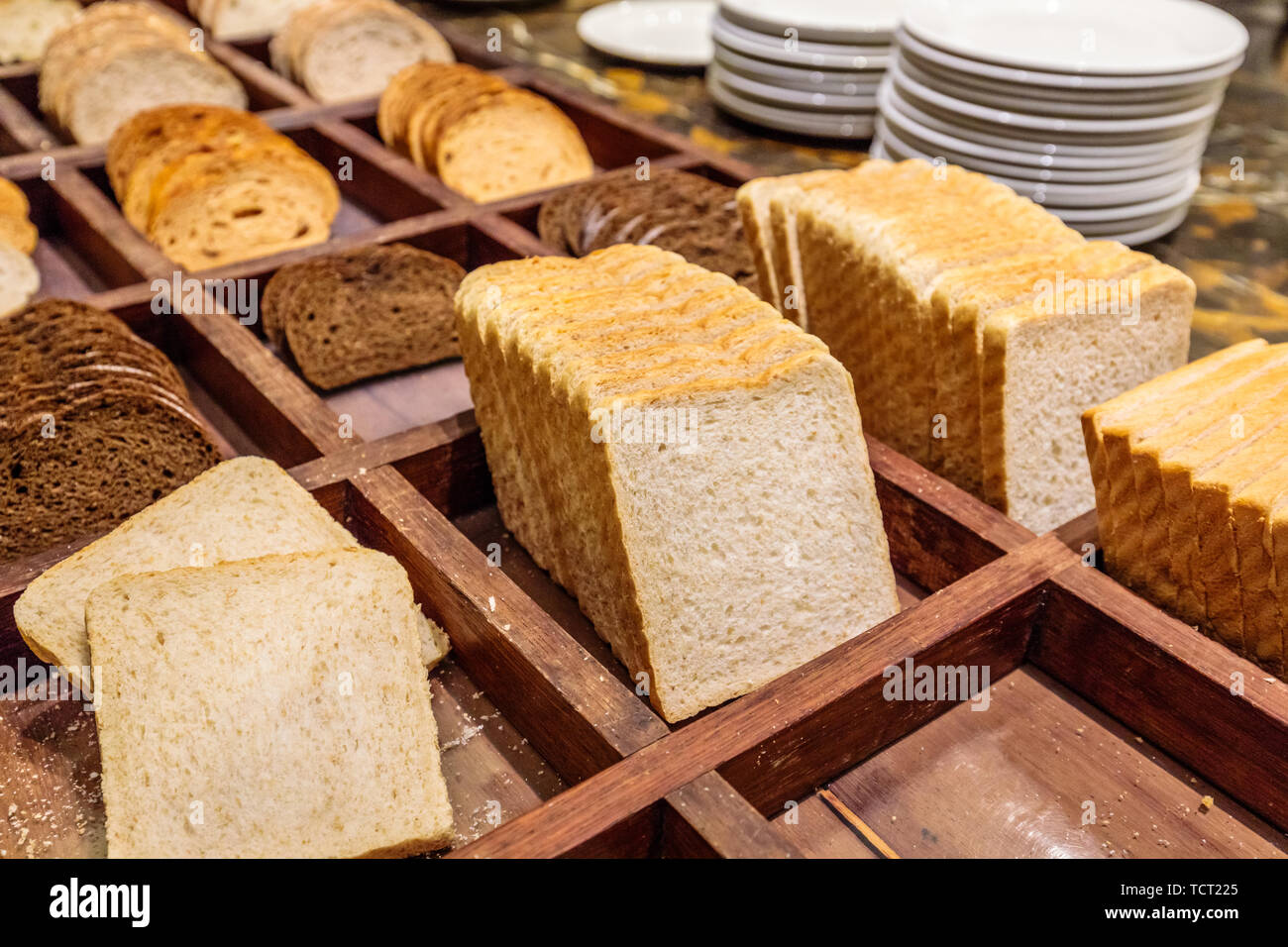 China hotel buffet breakfast hi-res stock photography and images - Alamy