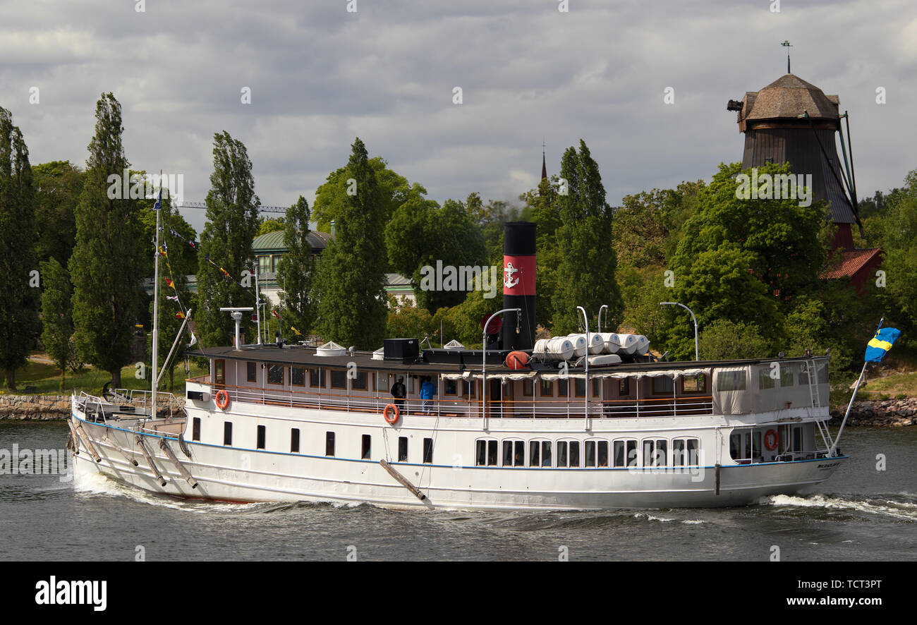 Old Steam Boat High Resolution Stock Photography and Images - Alamy
