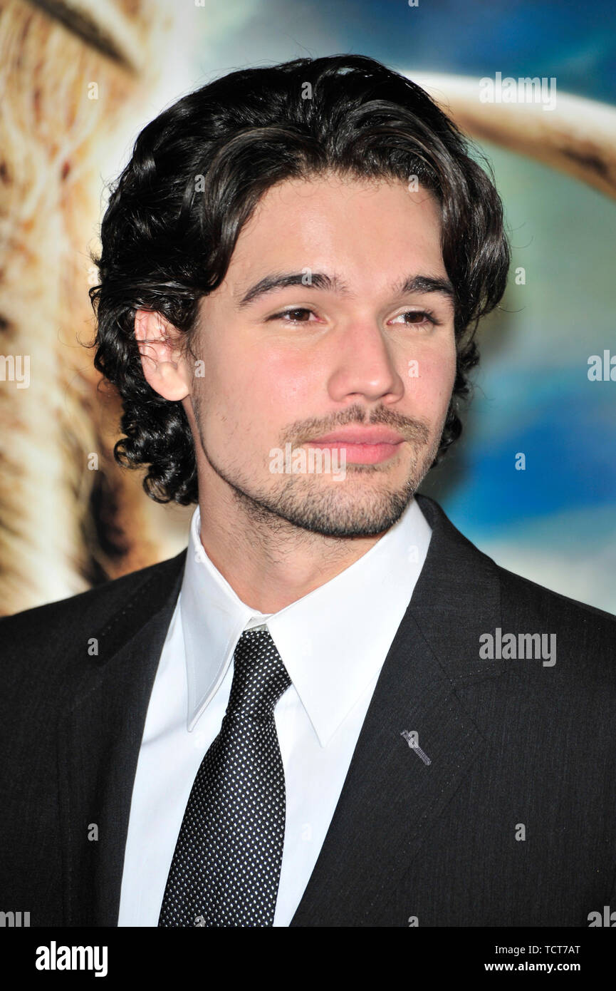 Steven Strait Long Hair