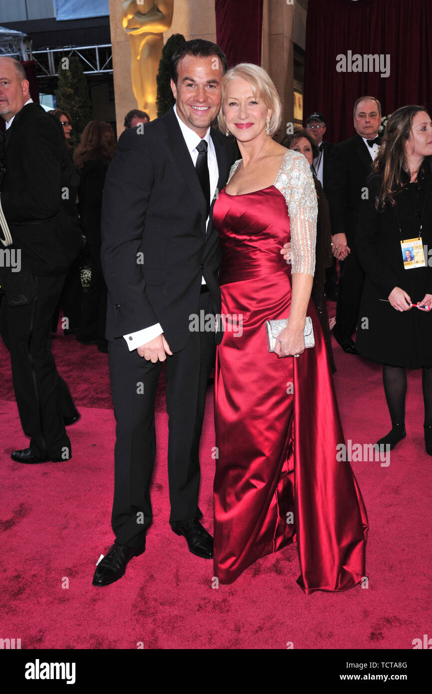 Helen mirren 80th hi-res stock photography and images - Alamy