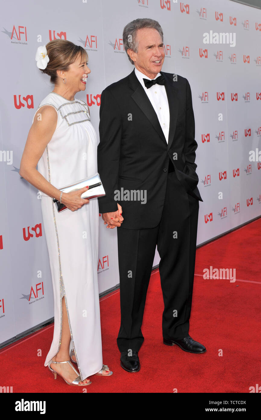 LOS ANGELES, CA. June 12, 2008: Warren Beatty & wife Annette Bening at ...