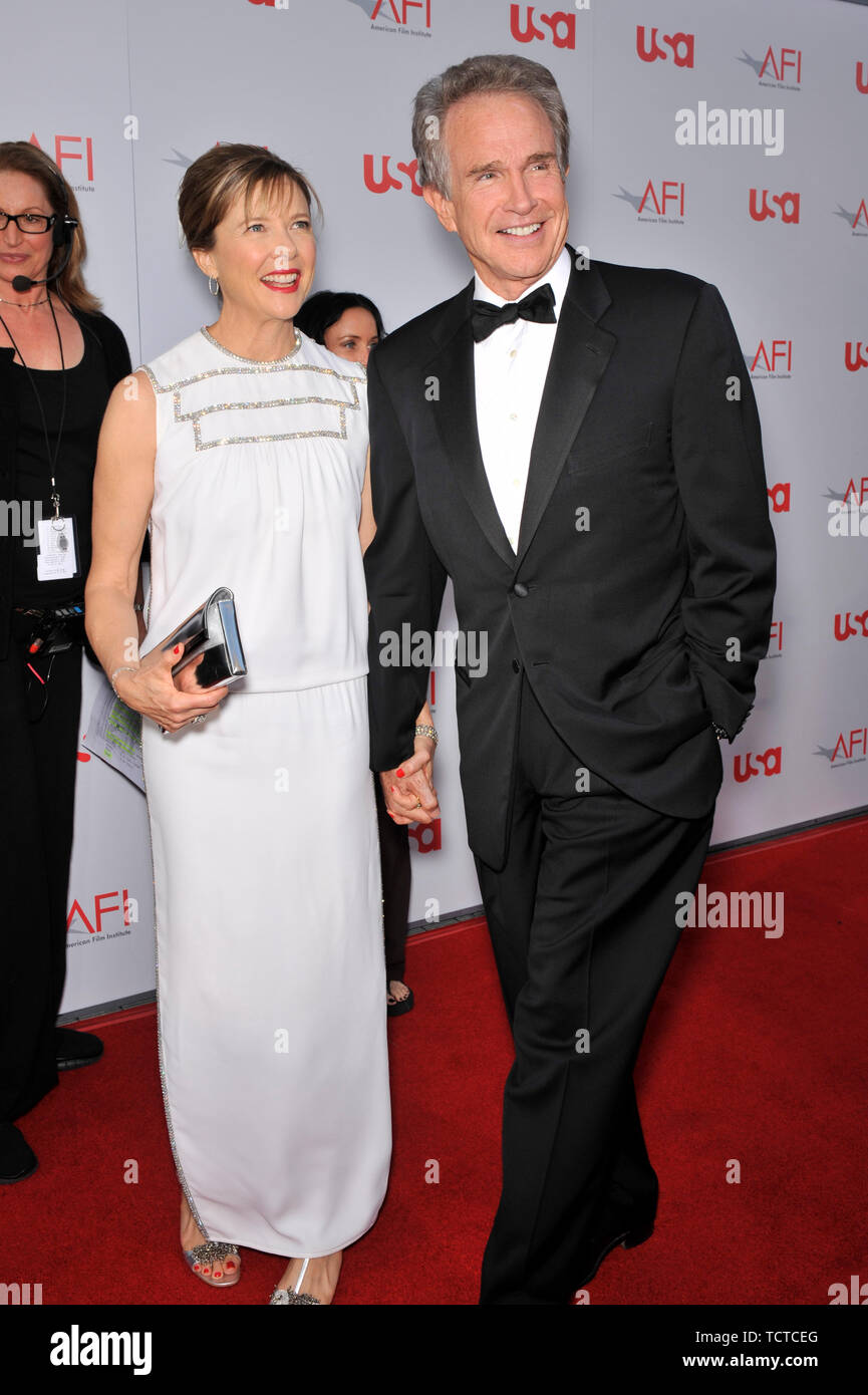 LOS ANGELES, CA. June 12, 2008: Warren Beatty & wife Annette Bening at ...