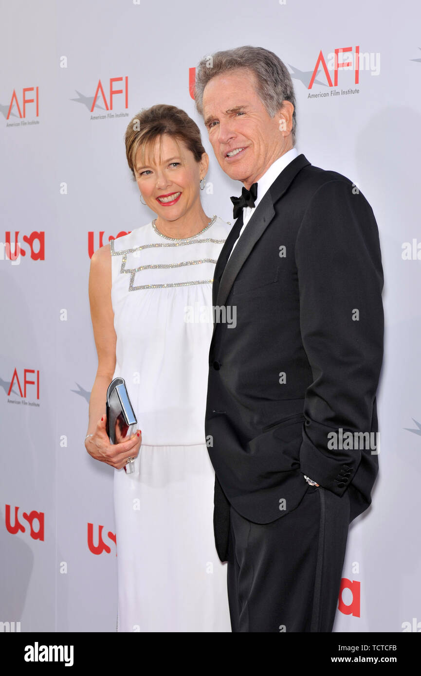 LOS ANGELES, CA. June 12, 2008: Warren Beatty & wife Annette Bening at ...