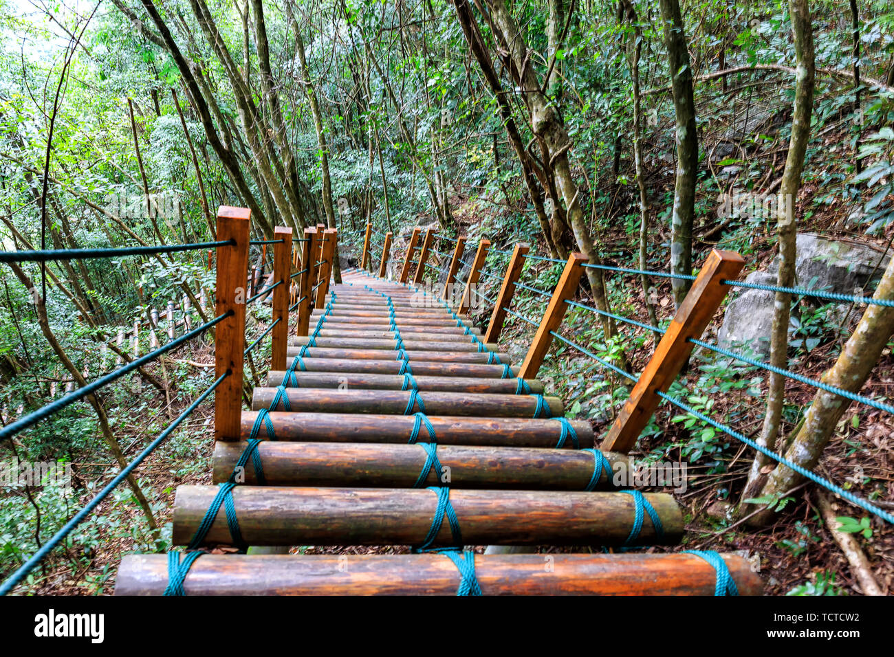 Tian E County, Hongshui River, Grand Canyon, Red Leaf Stock Photo - Alamy