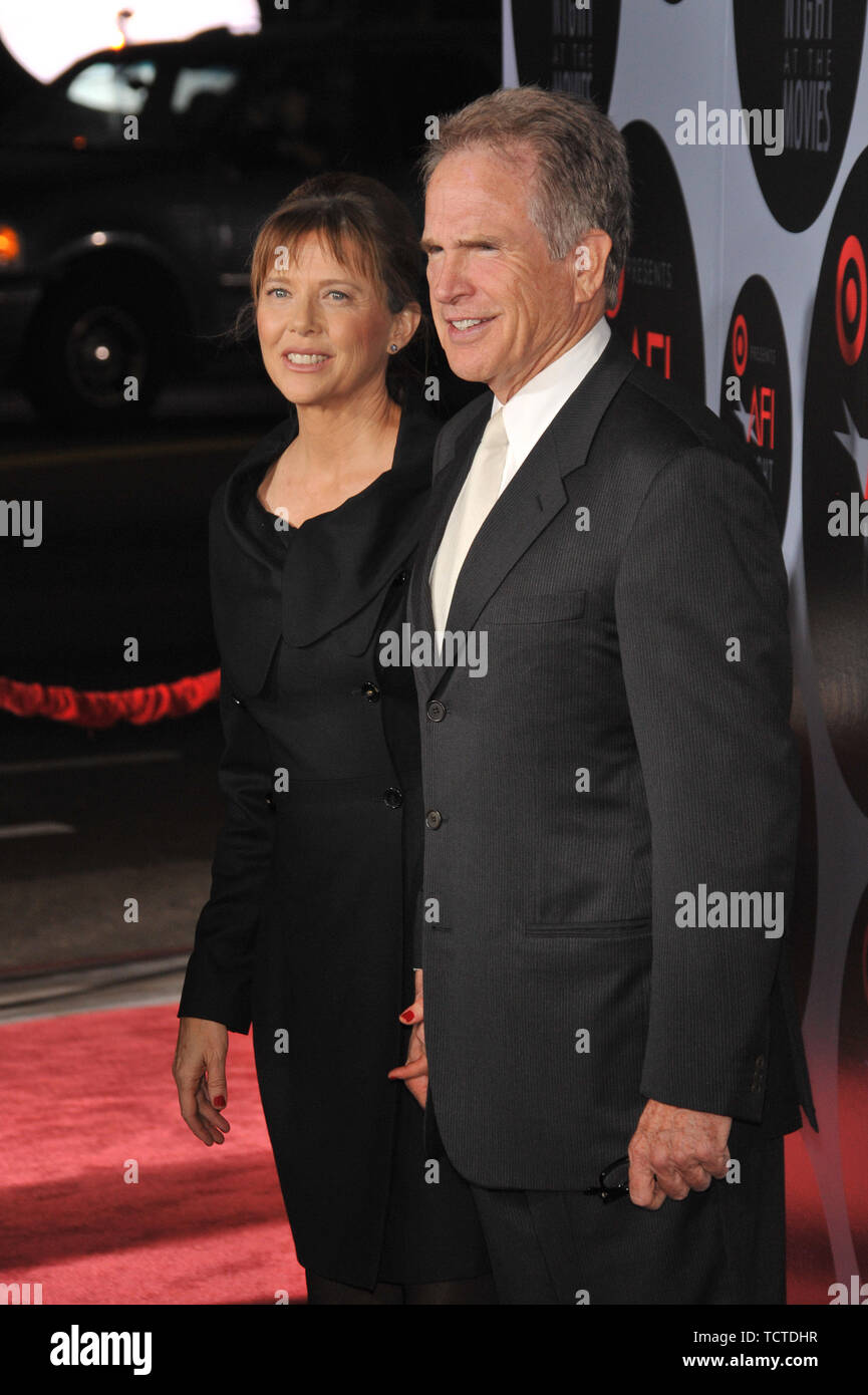 American beauty annette bening hi-res stock photography and images - Alamy