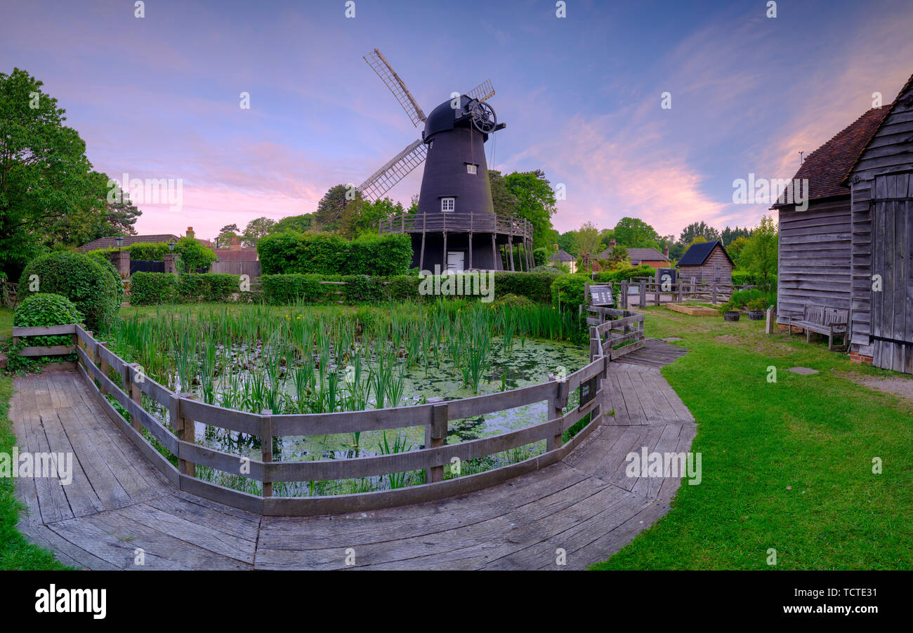 Old bursledon hi-res stock photography and images - Alamy