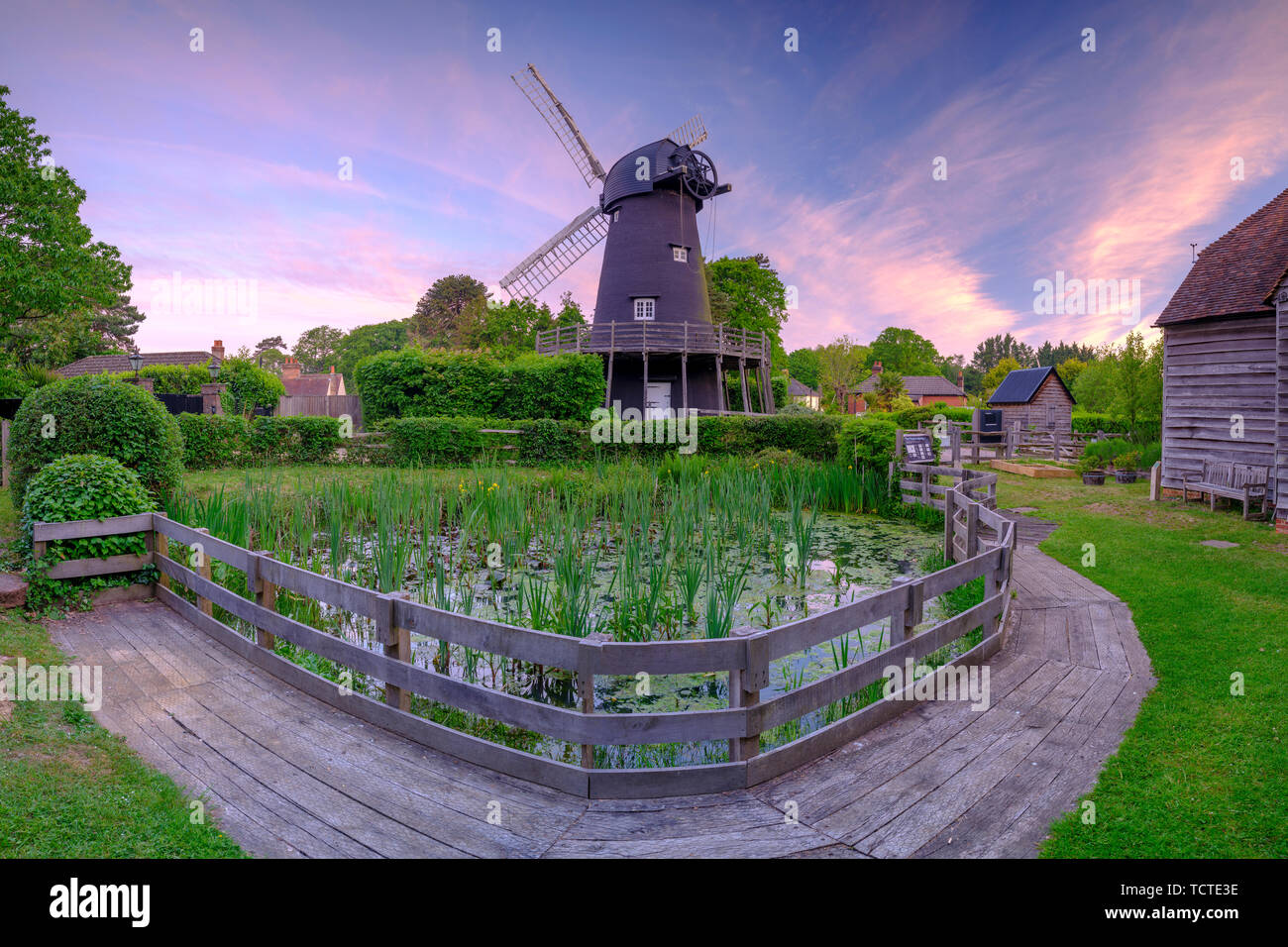 Bursledon old hi-res stock photography and images - Alamy