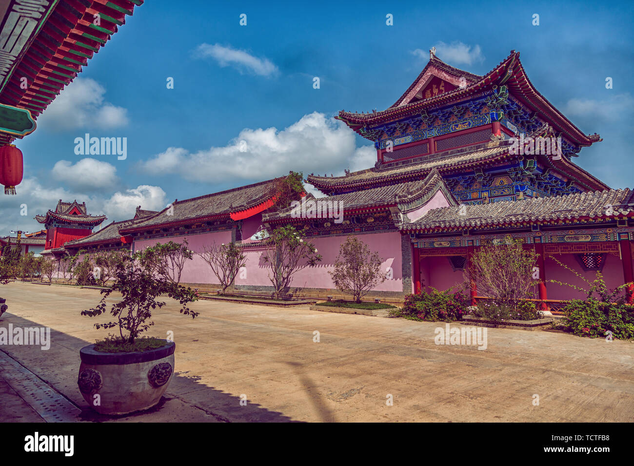 Chinese architecture, Chinese gardens, Chinese elements, real estate ...
