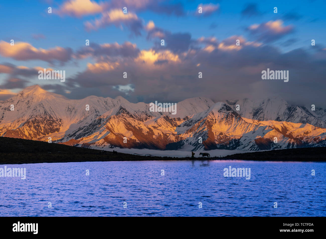 Snowy mountains, Tibet Stock Photo - Alamy