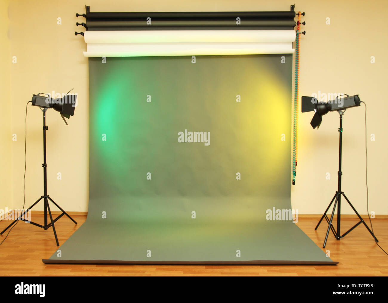 Empty photo studio with lighting equipment Stock Photo - Alamy