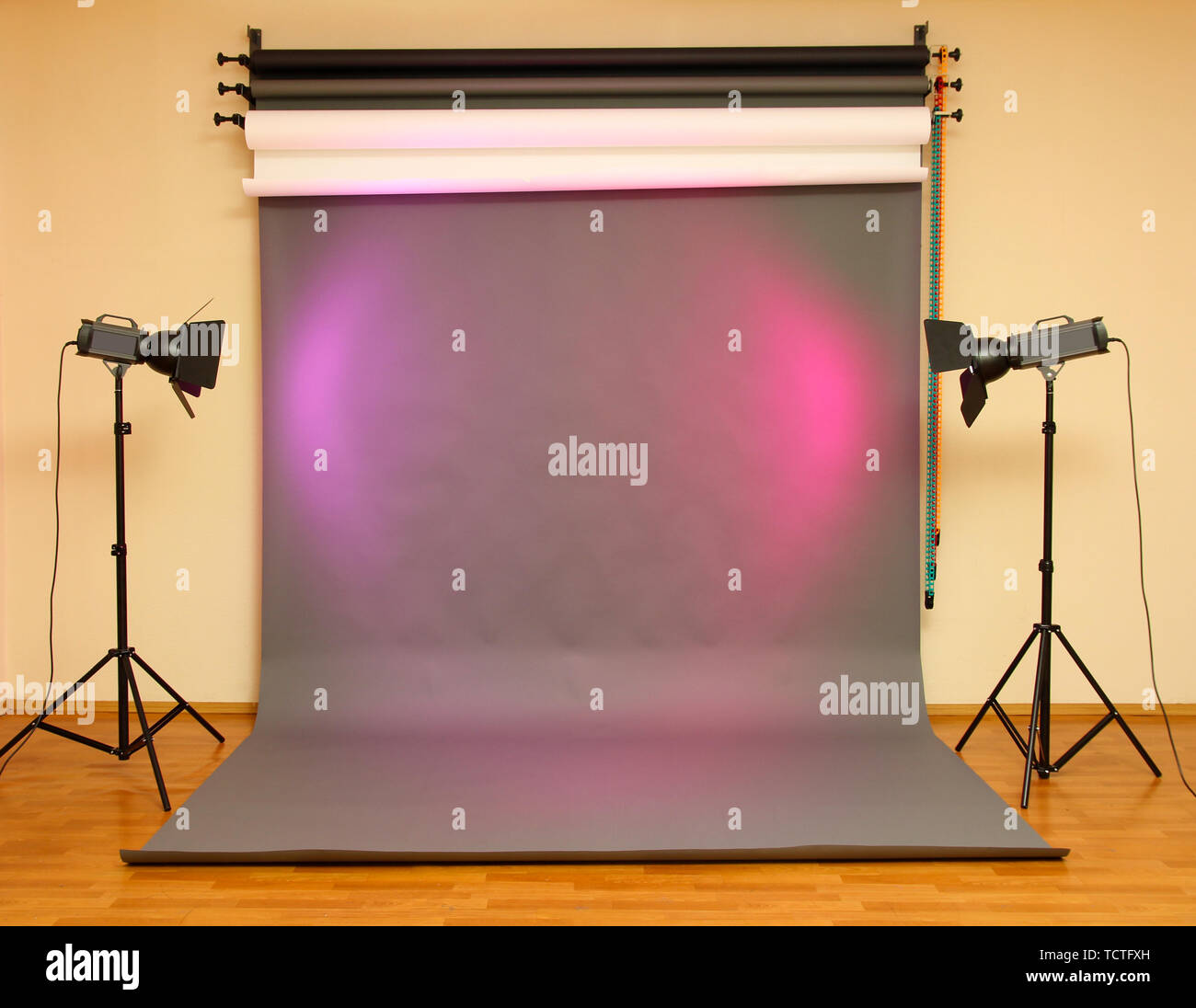Empty photo studio with lighting equipment Stock Photo - Alamy