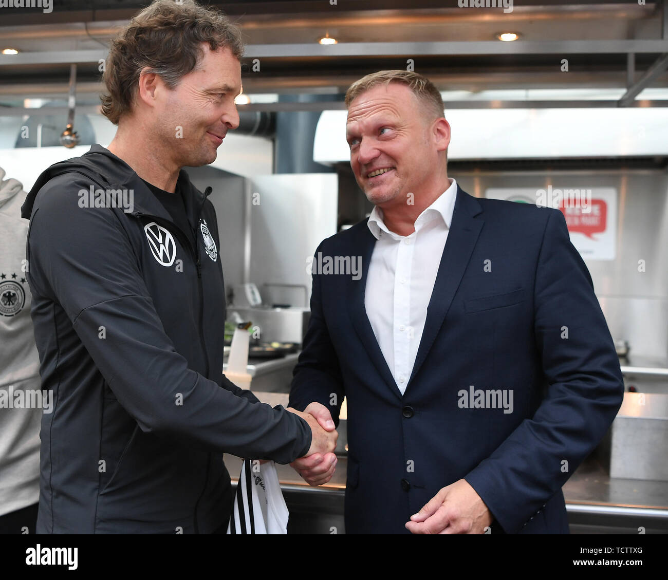 Rewe markt hi-res stock photography and images - Alamy