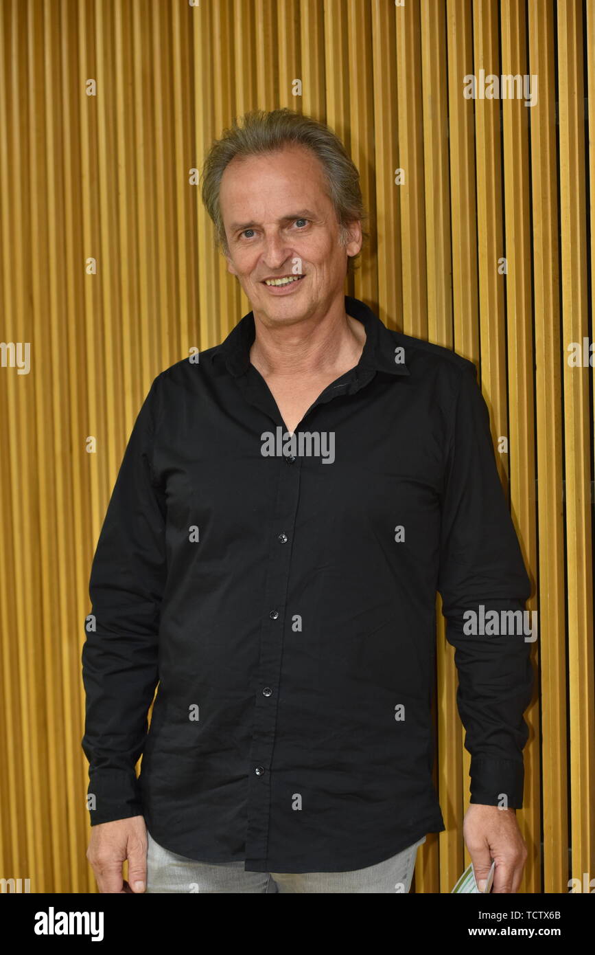 Cologne, Germany. 09th June, 2019. The pianist Mike Herting is at the ...