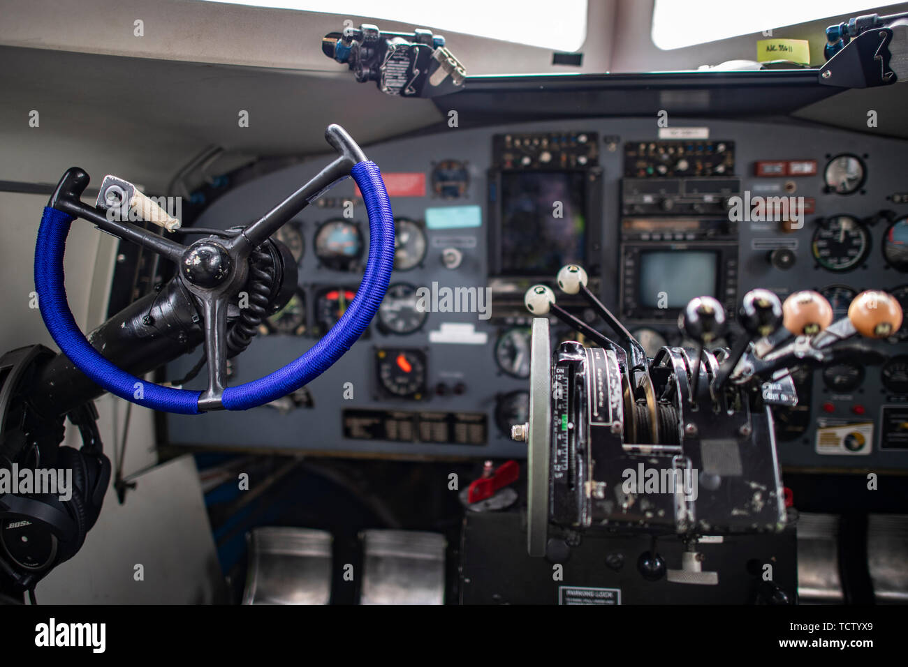 Dc 10 cockpit hi-res stock photography and images - Alamy