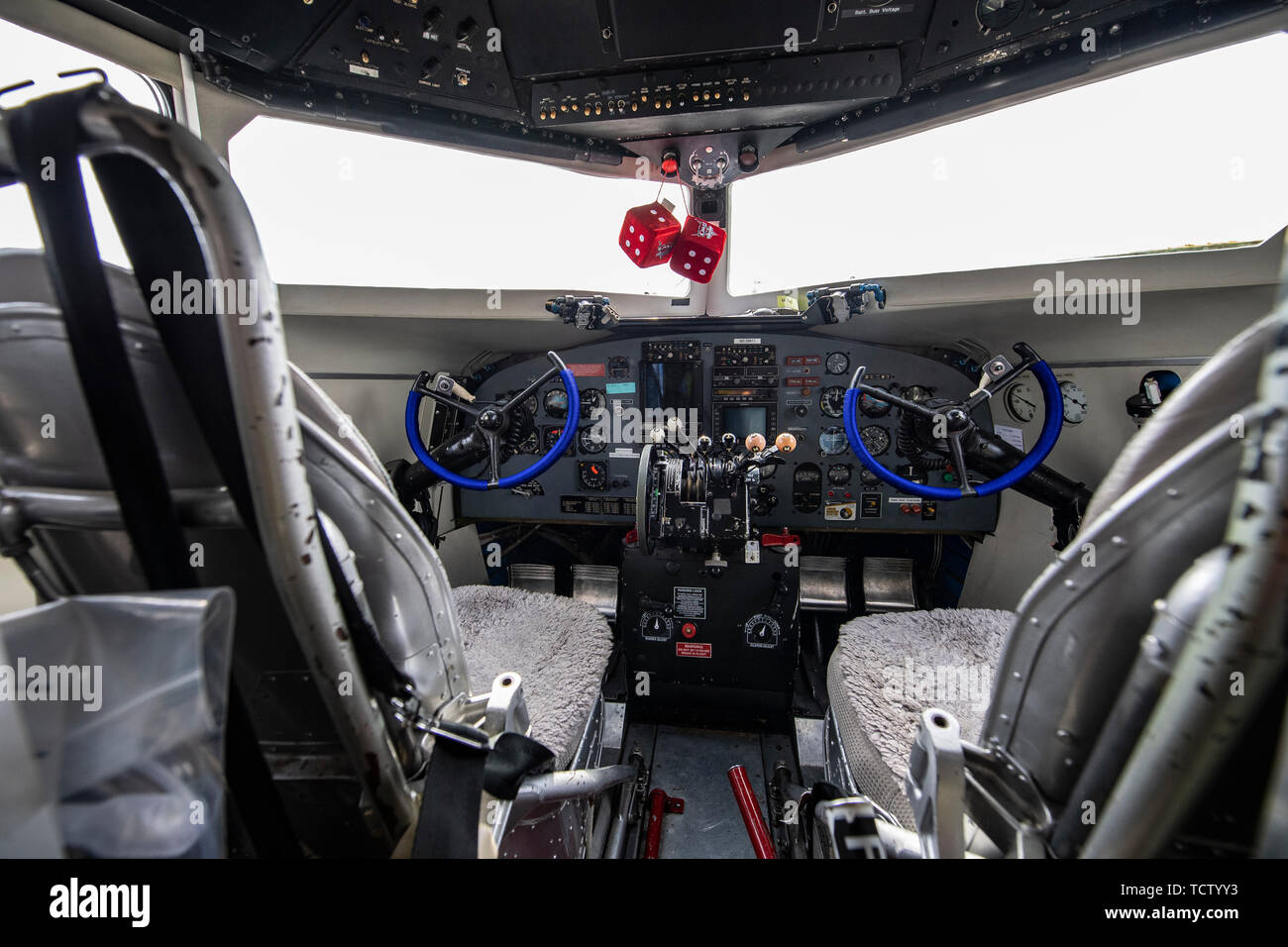 Cockpit dc 10 hi-res stock photography and images - Alamy