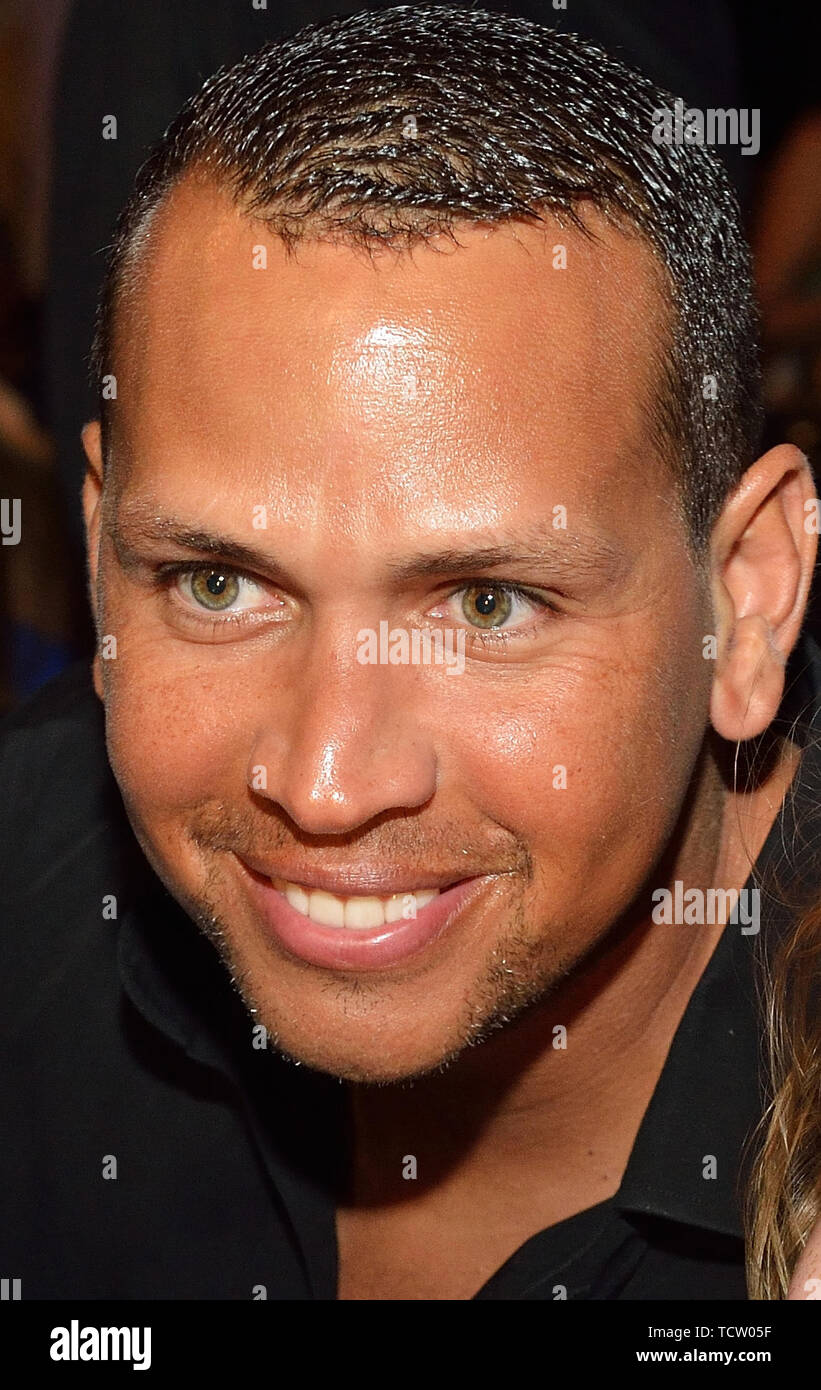 Baseball player and his girlfriend hi-res stock photography and images ...