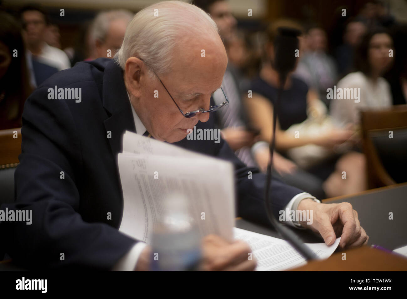 John dean testifies 22 jpg hi-res stock photography and images - Alamy