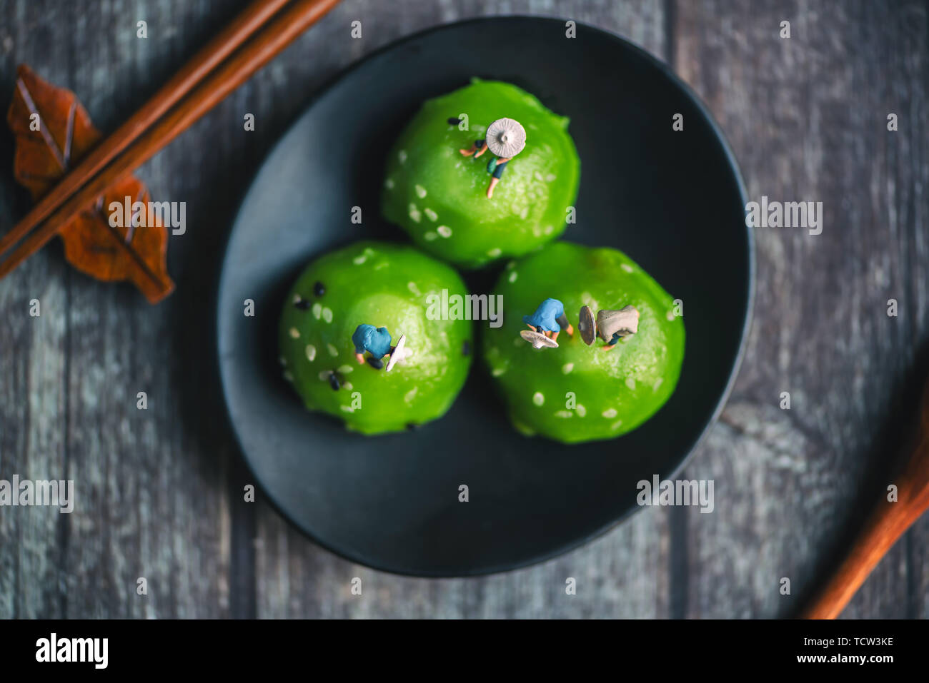 Chinese traditional sweet tooth Ai Ye Youth League Stock Photo - Alamy