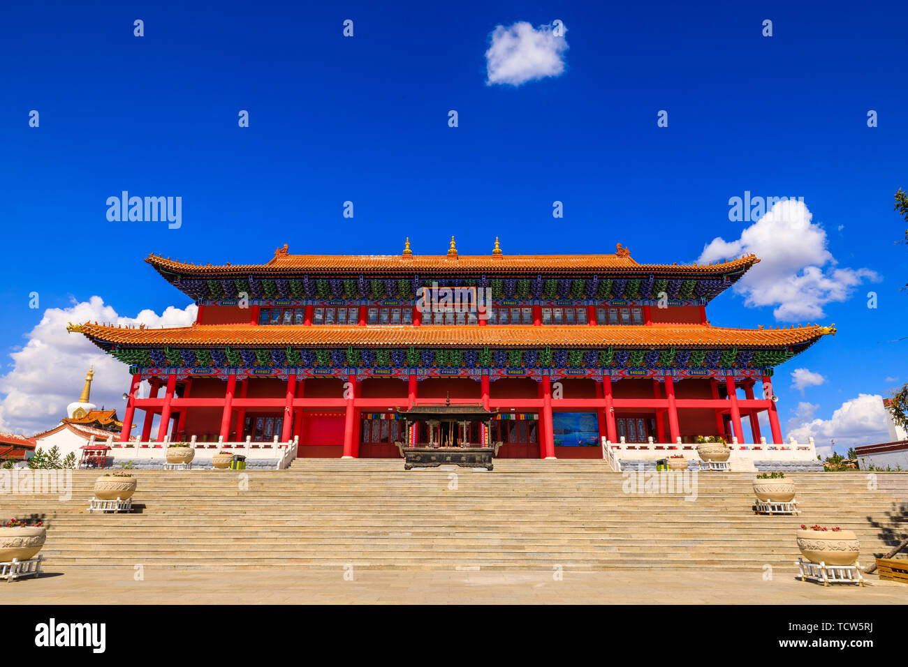 Darjilin temple hi-res stock photography and images - Alamy