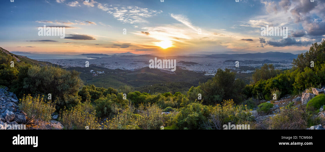 Downtown Piraeus High Resolution Stock Photography and Images - Alamy