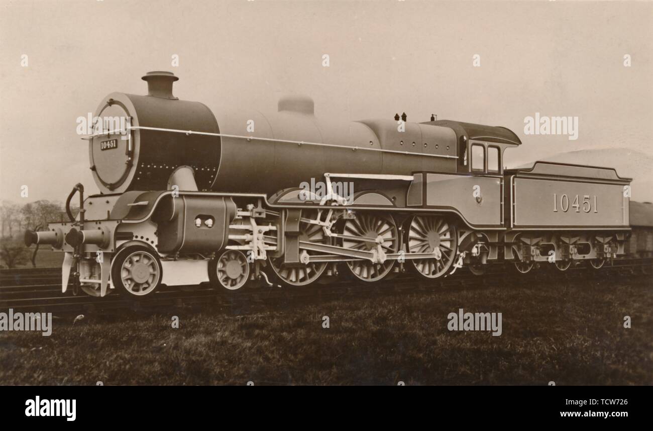'An L.M.S. Superheated Express Passenger Engine', 1927. Creator ...