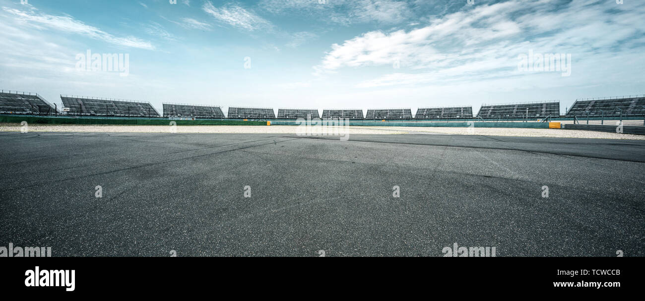 Empty asphalt road in bluesky Stock Photo - Alamy