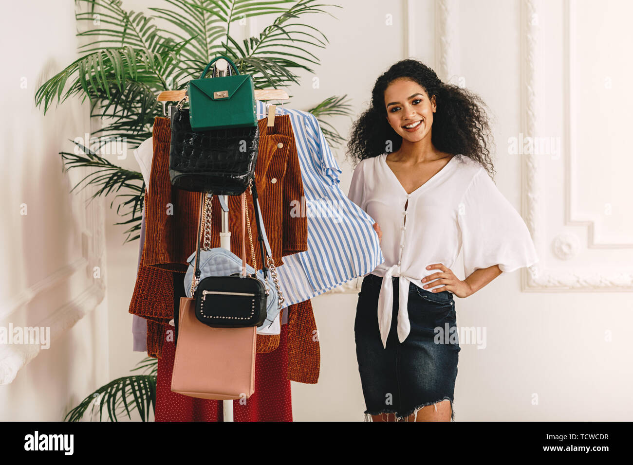 Wardrobe stylist hi-res stock photography and images - Alamy