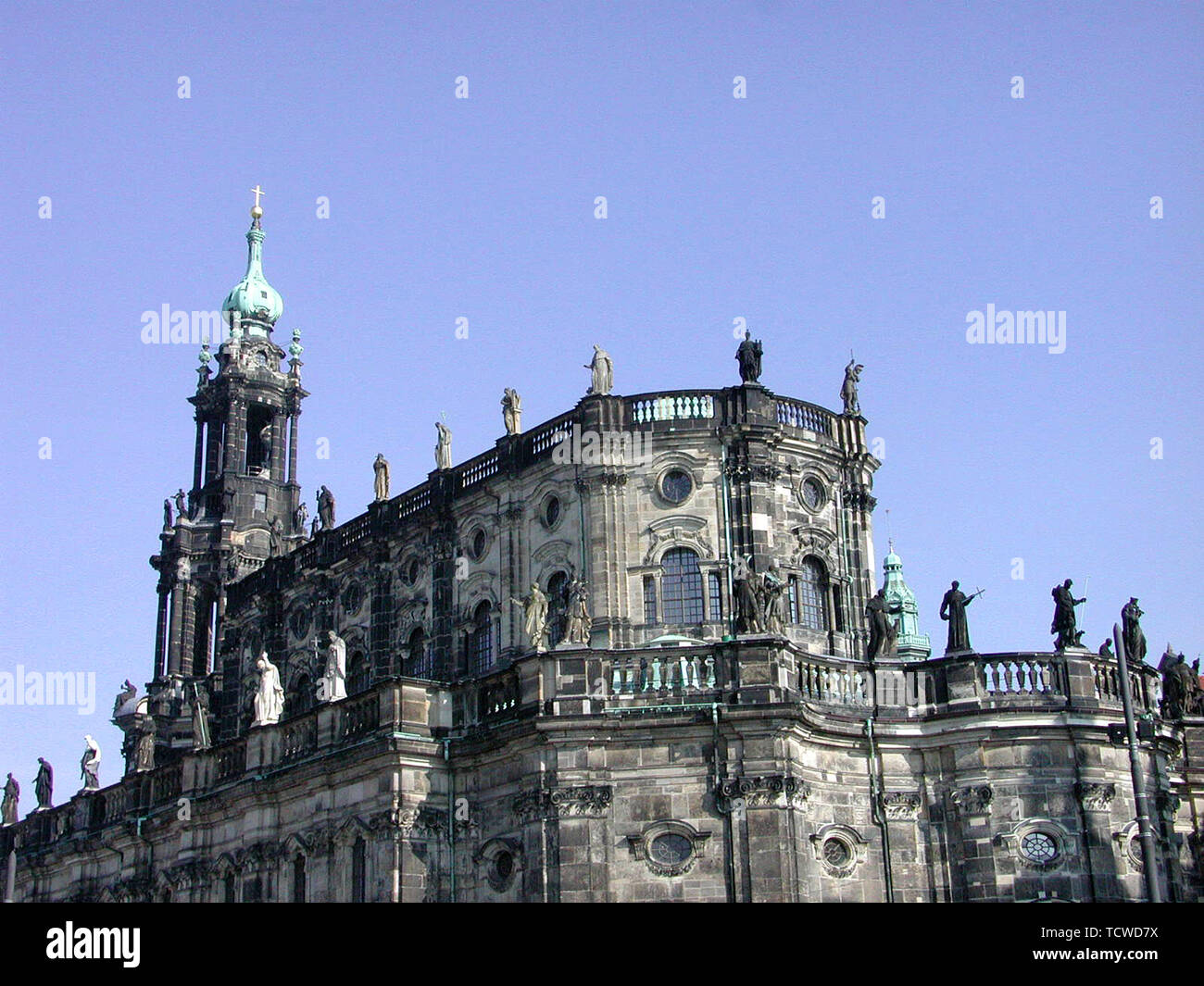 Dresden on March 28, 2002; Semperoper Stock Photo - Alamy