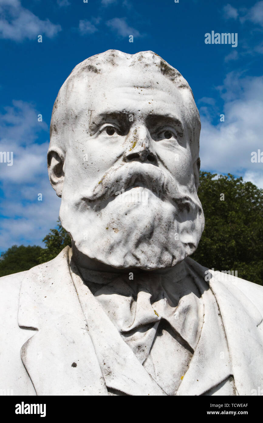 Plimsoll line hi-res stock photography and images - Alamy