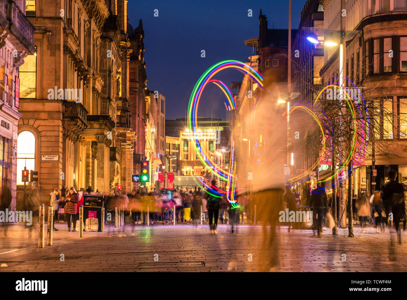 Glasgow shops and night hi-res stock photography and images - Alamy