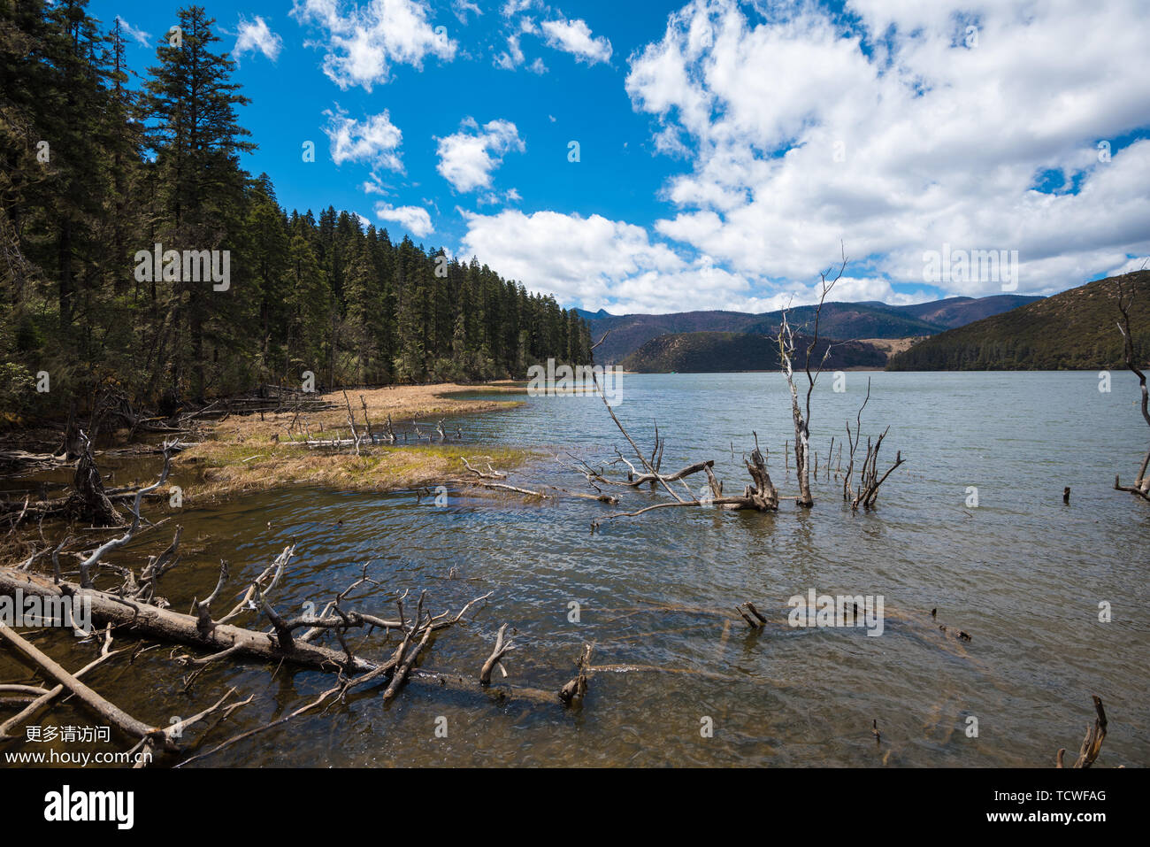 Shangri-La Meri Snow Mountain, Yunnan Stock Photo - Alamy