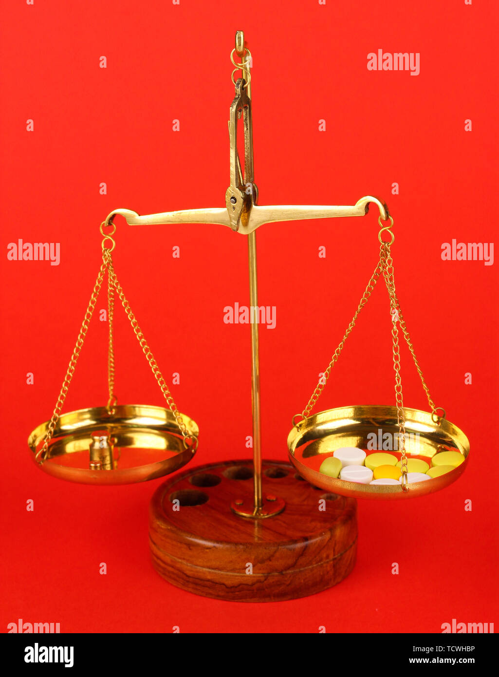 Pharmaceutical Scales High Resolution Stock Photography and Images - Alamy