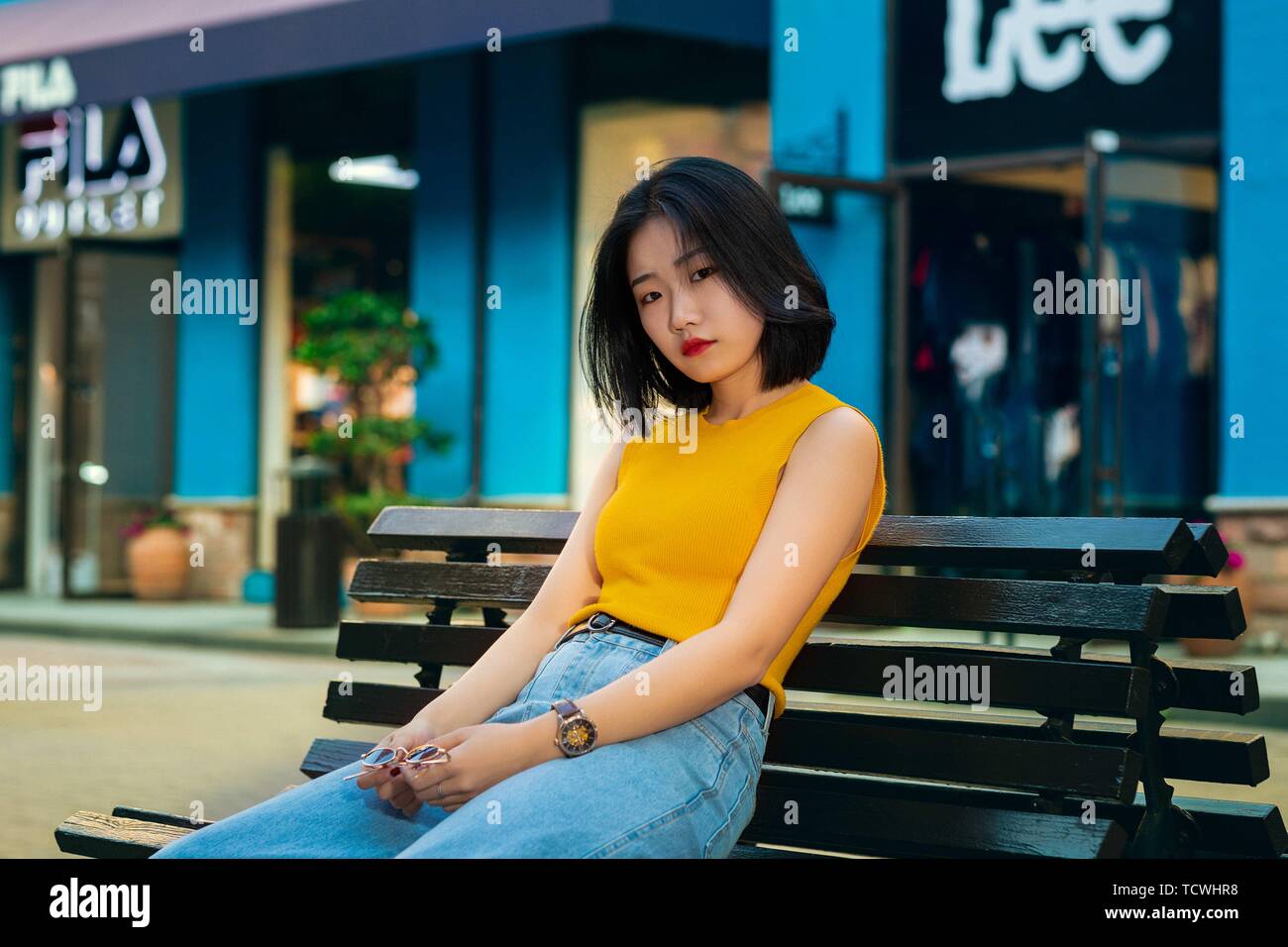 Hong kong school girl hi-res stock photography and images - Alamy