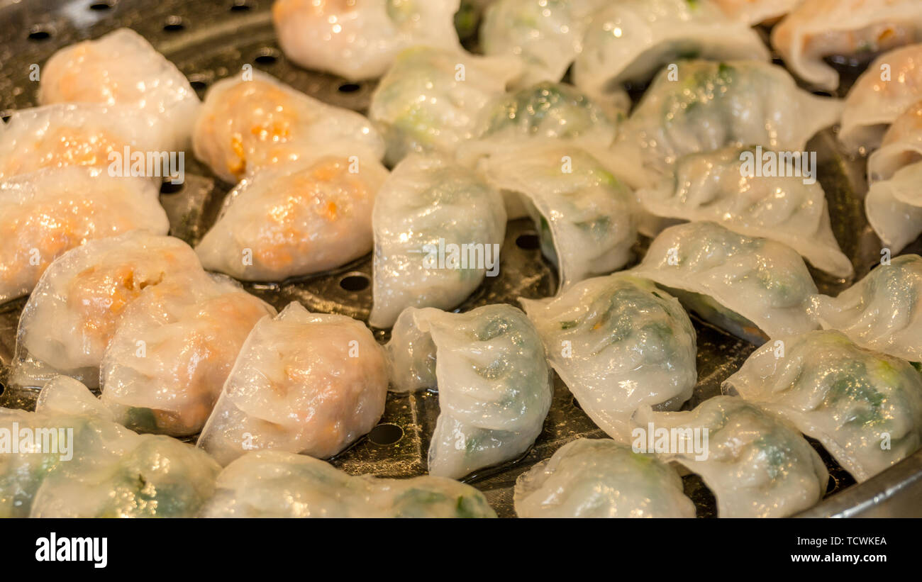 Crystal dumplings hi-res stock photography and images - Alamy